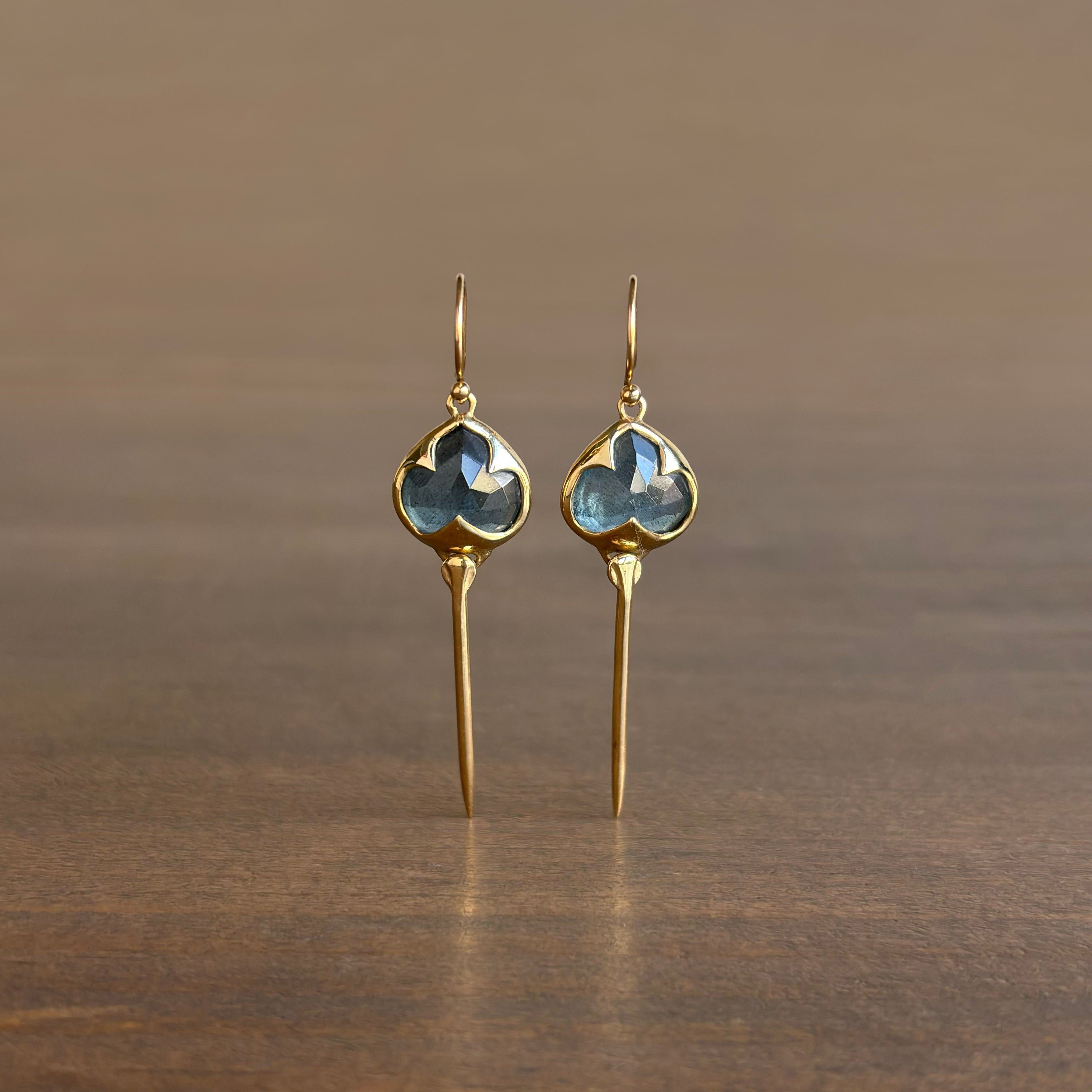Moss Aquamarine Stingray Earrings – Meeka Fine Jewelry