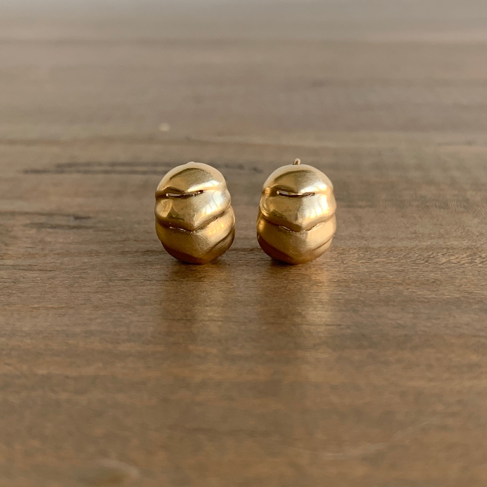 Rachel Atherley Small Gold Roly Poly Hoops – Meeka Fine Jewelry